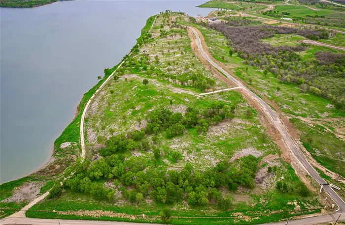 Real Estate - Julie Teel - RE/MAX Lakeside Dreams