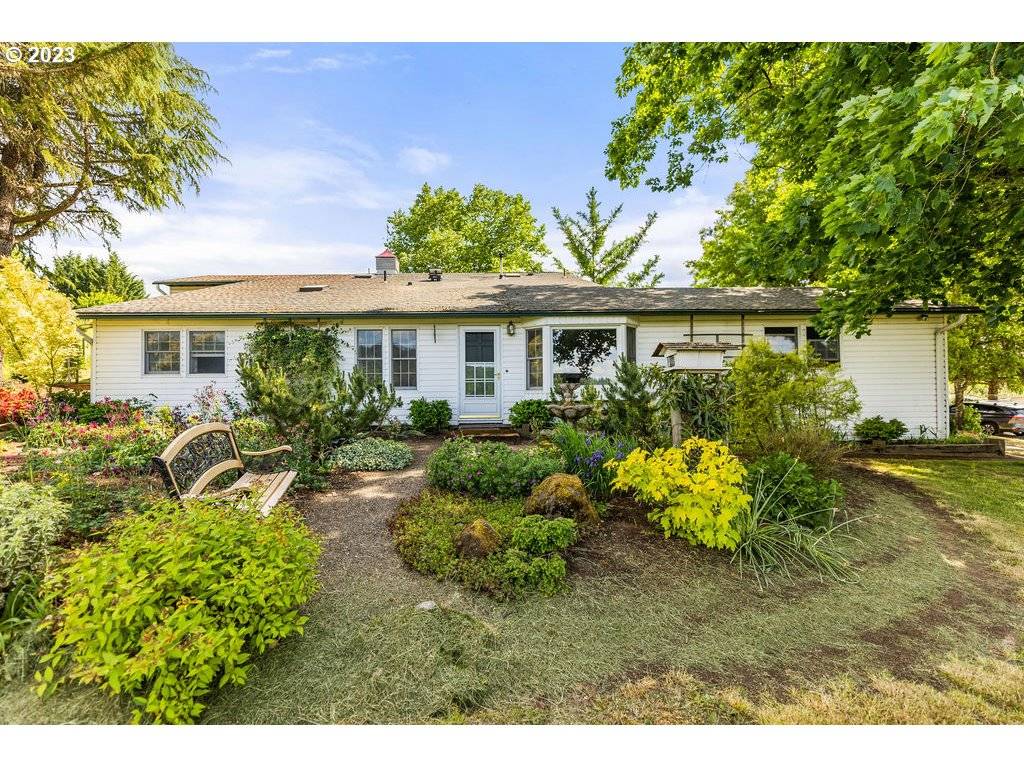 40080 SW NELSON DR, Gaston, OR 97119 - MLS#23255430 - Luanne Jarami...